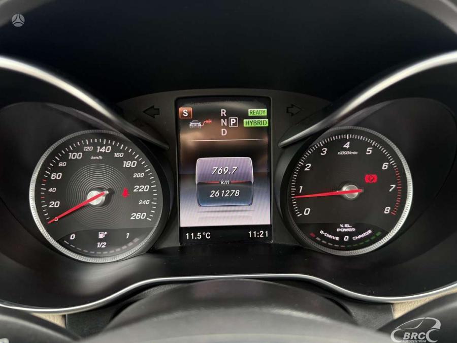 Black Mercedes-Benz C 350 2015 in Klaipeda, with an engine capacity of 1.99 L and mileage of 261 thousand km for 13400 €, photo 29 on AUTOMOTO.COM.LV