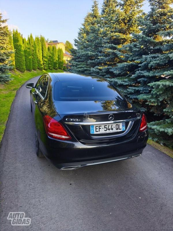 Черный Мерседес Ц 350 2016 в Вильнюс, объемом двигателя 2.00 л и пробегом 267 тыс. км за 14500 €, фото 5 на AUTOMOTO.COM.LV