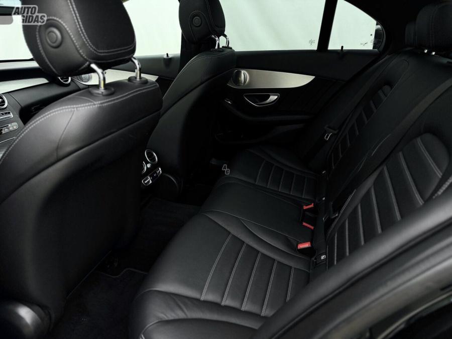 Melns Mercedes-Benz C 350 2017 Avižieniai, ar dzinēja tilpumu 2.00 L un nobraukumu 108 tūkst. km par 16450 €, foto 12 vietnē AUTOMOTO.COM.LV