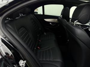 Melns Mercedes-Benz C 350 2017 Avižieniai, ar dzinēja tilpumu 2.00 L un nobraukumu 108 tūkst. km par 16450 €, foto 13 vietnē AUTOMOTO.COM.LV