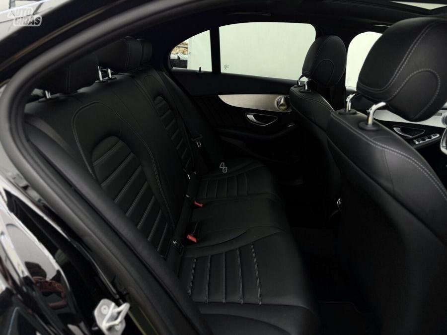 Melns Mercedes-Benz C 350 2017 Avižieniai, ar dzinēja tilpumu 2.00 L un nobraukumu 108 tūkst. km par 16450 €, foto 13 vietnē AUTOMOTO.COM.LV
