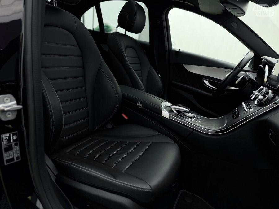 Melns Mercedes-Benz C 350 2017 Avižieniai, ar dzinēja tilpumu 2.00 L un nobraukumu 108 tūkst. km par 16450 €, foto 14 vietnē AUTOMOTO.COM.LV