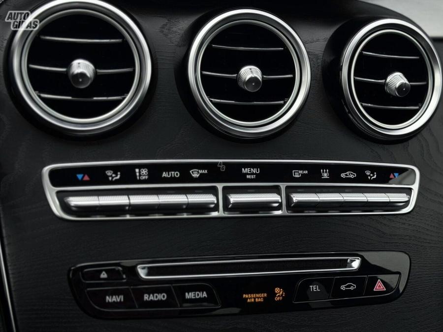 Melns Mercedes-Benz C 350 2017 Avižieniai, ar dzinēja tilpumu 2.00 L un nobraukumu 108 tūkst. km par 16450 €, foto 23 vietnē AUTOMOTO.COM.LV