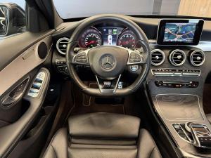 Black Mercedes-Benz C 350 2018 in Kaunas, with an engine capacity of 1.99 L and mileage of 156 thousand km for 17490 €, photo 15 on AUTOMOTO.COM.LV
