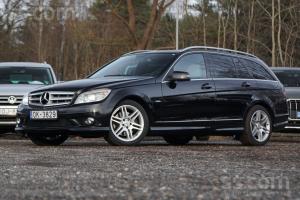 Черный Мерседес Ц 350 2009 в Рига, объемом двигателя 3.00 л и пробегом 304 тыс. км за 5990 €, фото  на AUTOMOTO.COM.LV
