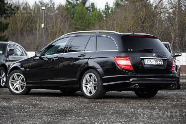 Melns Mercedes-Benz C 350 2009 Rīga, ar dzinēja tilpumu 3.00 L un nobraukumu 304 tūkst. km par 5990 €, foto 3 vietnē AUTOMOTO.COM.LV
