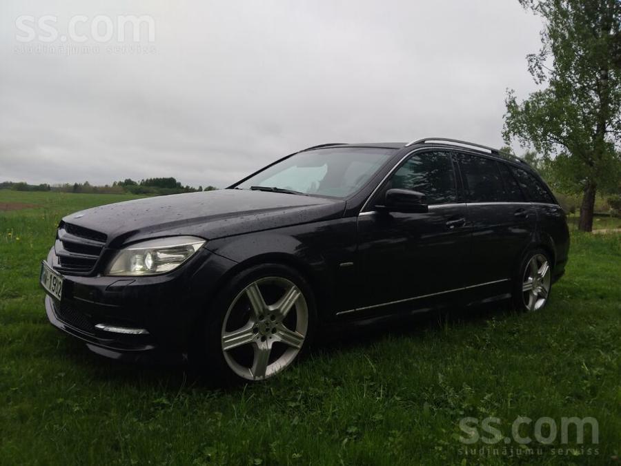 Melns Mercedes-Benz C 350 2009 Aizkraukle, ar dzinēja tilpumu 3.00 L un nobraukumu 530 tūkst. km par 3450 €, foto 3 vietnē AUTOMOTO.COM.LV