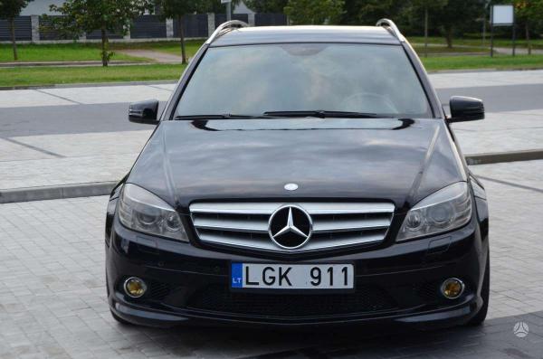 Черный Мерседес Ц 350 2009 в Шяуляй, объемом двигателя 3.00 л и пробегом 295 тыс. км за 4900 €, фото 7 на AUTOMOTO.COM.LV