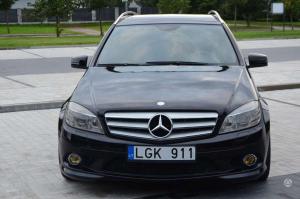 Черный Мерседес Ц 350 2009 в Шяуляй, объемом двигателя 3.00 л и пробегом 295 тыс. км за 4900 €, фото 8 на AUTOMOTO.COM.LV