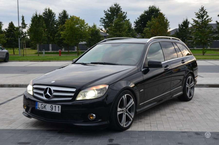 Черный Мерседес Ц 350 2009 в Шяуляй, объемом двигателя 3.00 л и пробегом 295 тыс. км за 4900 €, фото 9 на AUTOMOTO.COM.LV