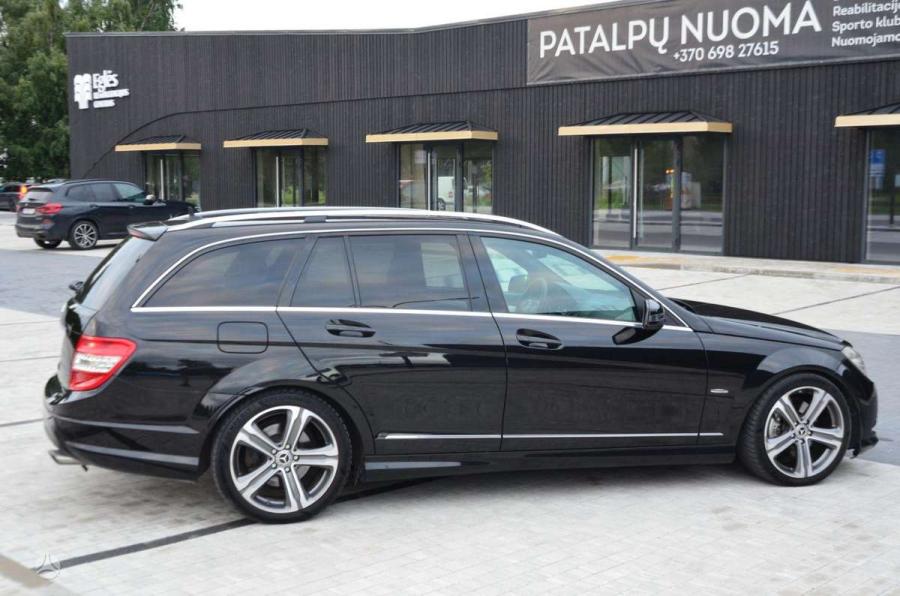 Черный Мерседес Ц 350 2009 в Шяуляй, объемом двигателя 3.00 л и пробегом 295 тыс. км за 4900 €, фото 11 на AUTOMOTO.COM.LV