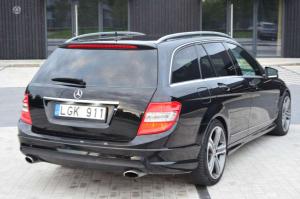 Черный Мерседес Ц 350 2009 в Шяуляй, объемом двигателя 3.00 л и пробегом 295 тыс. км за 4900 €, фото 12 на AUTOMOTO.COM.LV