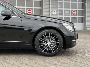 Black Mercedes-Benz C 350 2010 in Kaunas, with an engine capacity of 2.99 L and mileage of 174 thousand km for 8650 €, photo 11 on AUTOMOTO.COM.LV