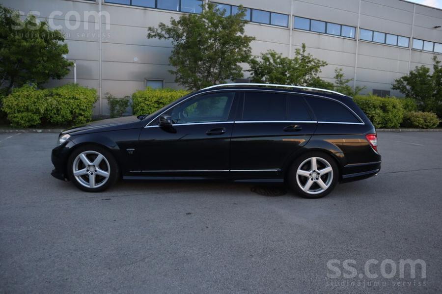 Черный Мерседес Ц 350 2010 в Рига, объемом двигателя 3.00 л и пробегом 0 тыс. км за 5490 €, фото 4 на AUTOMOTO.COM.LV