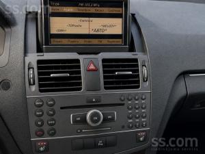 Черный Мерседес Ц 350 2010 в Рига, объемом двигателя 3.00 л и пробегом 211 тыс. км за 6490 €, фото 20 на AUTOMOTO.COM.LV