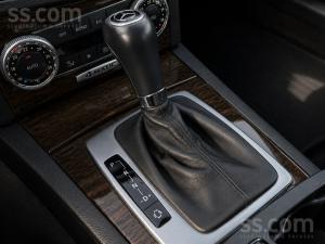 Черный Мерседес Ц 350 2010 в Рига, объемом двигателя 3.00 л и пробегом 211 тыс. км за 6490 €, фото 25 на AUTOMOTO.COM.LV