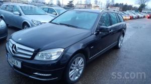 Black Mercedes-Benz C 350 2011 in Riga, with an engine capacity of 3.00 L and mileage of 249 thousand km for 8500 €, photo 31 on AUTOMOTO.COM.LV