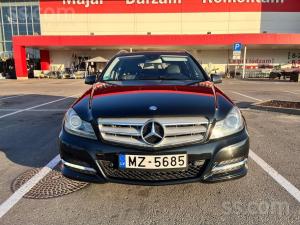 Черный Мерседес Ц 350 2012 в Рига, объемом двигателя 3.00 л и пробегом 259 тыс. км за 7300 €, фото 3 на AUTOMOTO.COM.LV