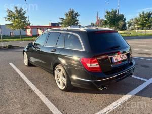Черный Мерседес Ц 350 2012 в Рига, объемом двигателя 3.00 л и пробегом 259 тыс. км за 7300 €, фото 7 на AUTOMOTO.COM.LV
