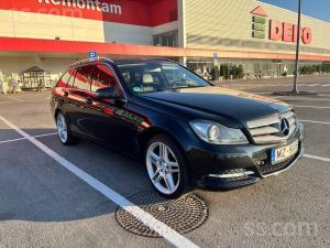 Черный Мерседес Ц 350 2012 в Рига, объемом двигателя 3.00 л и пробегом 259 тыс. км за 7300 €, фото 14 на AUTOMOTO.COM.LV