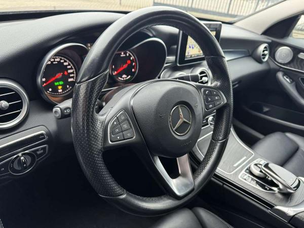 Melns Mercedes-Benz C 350 2015 Kauņa, ar dzinēja tilpumu 1.99 L un nobraukumu 216 tūkst. km par 11900 €, foto 11 vietnē AUTOMOTO.COM.LV