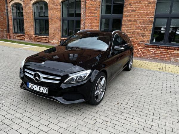 Melns Mercedes-Benz C 350 2015 Bauska, ar dzinēja tilpumu 2.00 L un nobraukumu 135 tūkst. km par 13000 €, foto 4 vietnē AUTOMOTO.COM.LV