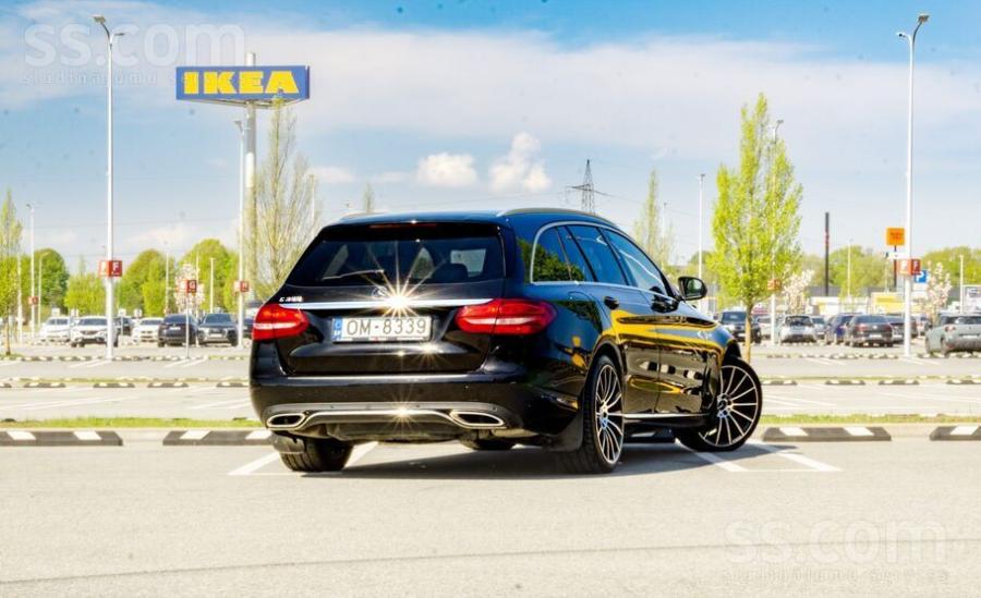 Black Mercedes-Benz C 350 2015 in Riga, with an engine capacity of 2.00 L and mileage of 240 thousand km for 10990 €, photo 6 on AUTOMOTO.COM.LV