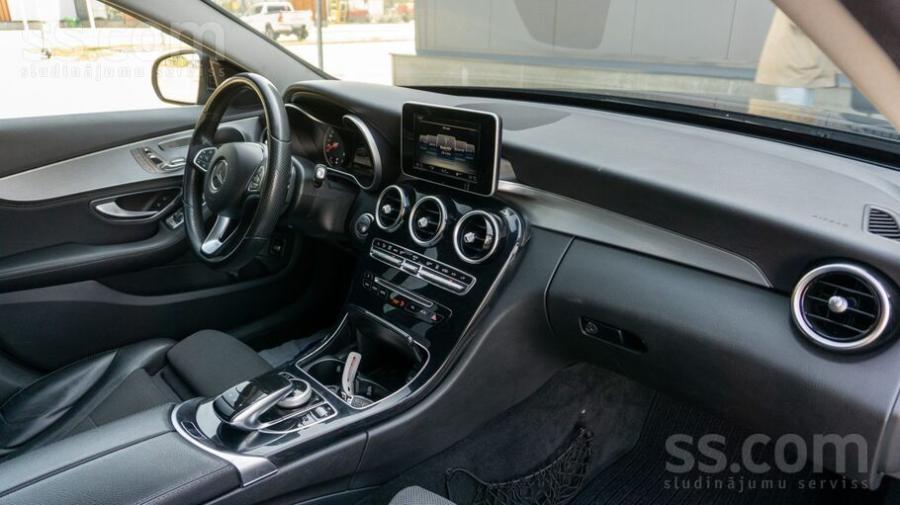 Black Mercedes-Benz C 350 2015 in Riga, with an engine capacity of 2.00 L and mileage of 240 thousand km for 10990 €, photo 11 on AUTOMOTO.COM.LV