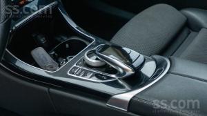 Black Mercedes-Benz C 350 2015 in Riga, with an engine capacity of 2.00 L and mileage of 240 thousand km for 10990 €, photo 15 on AUTOMOTO.COM.LV