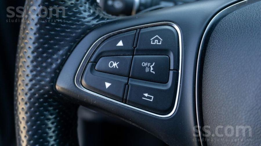Black Mercedes-Benz C 350 2015 in Riga, with an engine capacity of 2.00 L and mileage of 240 thousand km for 10990 €, photo 20 on AUTOMOTO.COM.LV