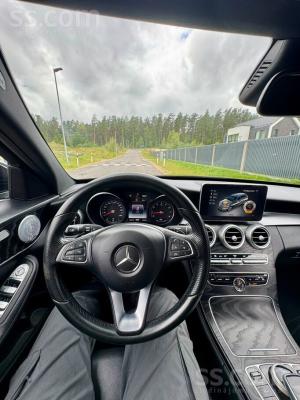 Черный Мерседес Ц 350 2015 в Рига, объемом двигателя 2.00 л и пробегом 242 тыс. км за 11800 €, фото 16 на AUTOMOTO.COM.LV