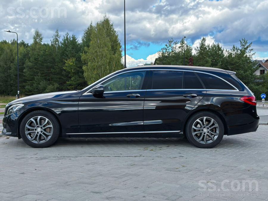 Melns Mercedes-Benz C 350 2015 Viļņa, ar dzinēja tilpumu 2.00 L un nobraukumu 295 tūkst. km par 10499 €, foto 5 vietnē AUTOMOTO.COM.LV