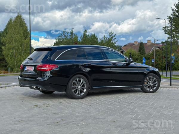 Melns Mercedes-Benz C 350 2015 Viļņa, ar dzinēja tilpumu 2.00 L un nobraukumu 295 tūkst. km par 10499 €, foto 8 vietnē AUTOMOTO.COM.LV
