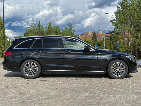 Melns Mercedes-Benz C 350 2015 Viļņa, ar dzinēja tilpumu 2.00 L un nobraukumu 295 tūkst. km par 10499 €, foto 9 vietnē AUTOMOTO.COM.LV