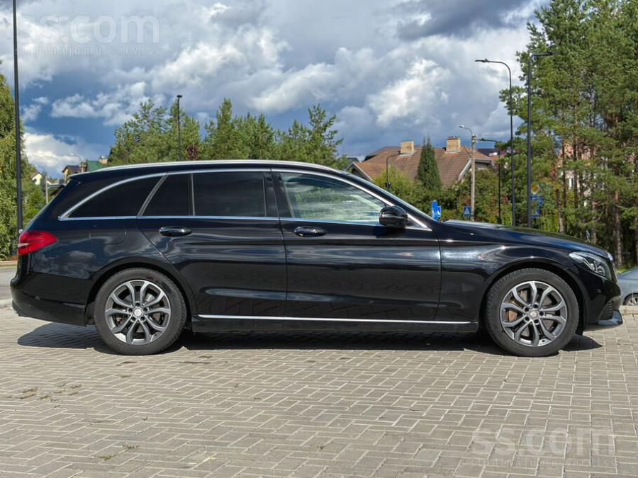 Melns Mercedes-Benz C 350 2015 Viļņa, ar dzinēja tilpumu 2.00 L un nobraukumu 295 tūkst. km par 10499 €, foto 9 vietnē AUTOMOTO.COM.LV