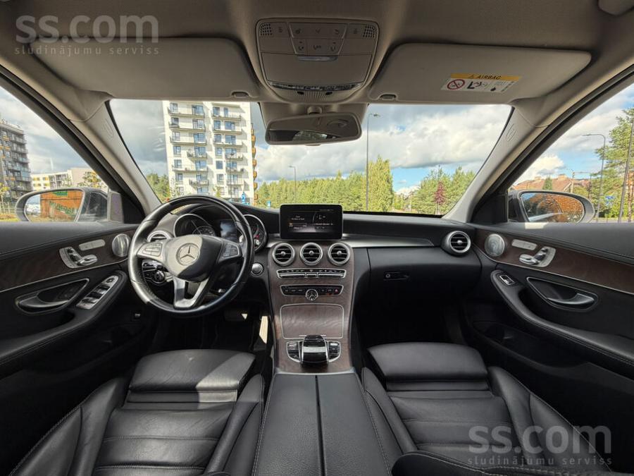 Melns Mercedes-Benz C 350 2015 Viļņa, ar dzinēja tilpumu 2.00 L un nobraukumu 295 tūkst. km par 10499 €, foto 17 vietnē AUTOMOTO.COM.LV