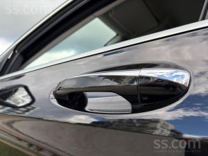 Melns Mercedes-Benz C 350 2015 Viļņa, ar dzinēja tilpumu 2.00 L un nobraukumu 295 tūkst. km par 10499 €, foto 20 vietnē AUTOMOTO.COM.LV
