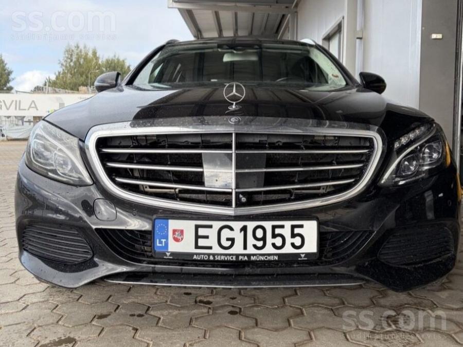 Melns Mercedes-Benz C 350 2015 Viļņa, ar dzinēja tilpumu 2.00 L un nobraukumu 295 tūkst. km par 10499 €, foto 27 vietnē AUTOMOTO.COM.LV