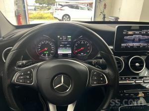 Black Mercedes-Benz C 350 2015 in Limbazi, with an engine capacity of 2.00 L and mileage of 223 thousand km for 11945 €, photo 13 on AUTOMOTO.COM.LV