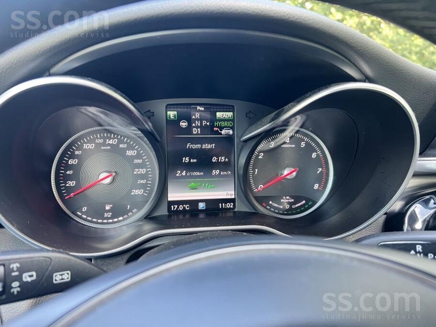 Black Mercedes-Benz C 350 2015 in Limbazi, with an engine capacity of 2.00 L and mileage of 223 thousand km for 11945 €, photo 15 on AUTOMOTO.COM.LV