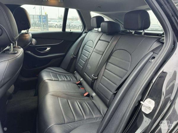 Black Mercedes-Benz C 350 2016 in Kaunas, with an engine capacity of 2.00 L and mileage of 216 thousand km for 11900 €, photo 9 on AUTOMOTO.COM.LV