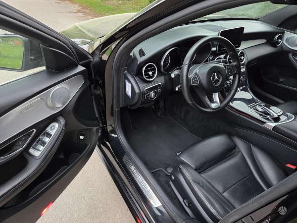 Black Mercedes-Benz C 350 2016 in Kaunas, with an engine capacity of 1.99 L and mileage of 255 thousand km for 9750 €, photo 9 on AUTOMOTO.COM.LV