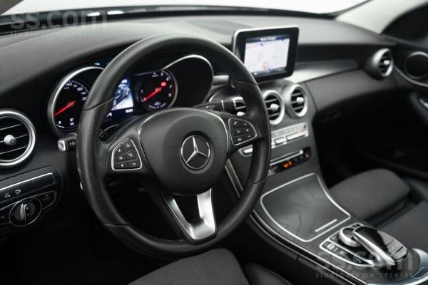 Black Mercedes-Benz C 350 2017 in Tallinn, with an engine capacity of 2.00 L and mileage of 142 thousand km for 12999 €, photo 8 on AUTOMOTO.COM.LV