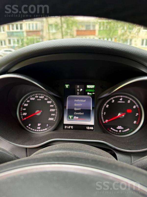 Black Mercedes-Benz C 350 2017 in Riga, with an engine capacity of 2.00 L and mileage of 227 thousand km for 12400 €, photo 6 on AUTOMOTO.COM.LV