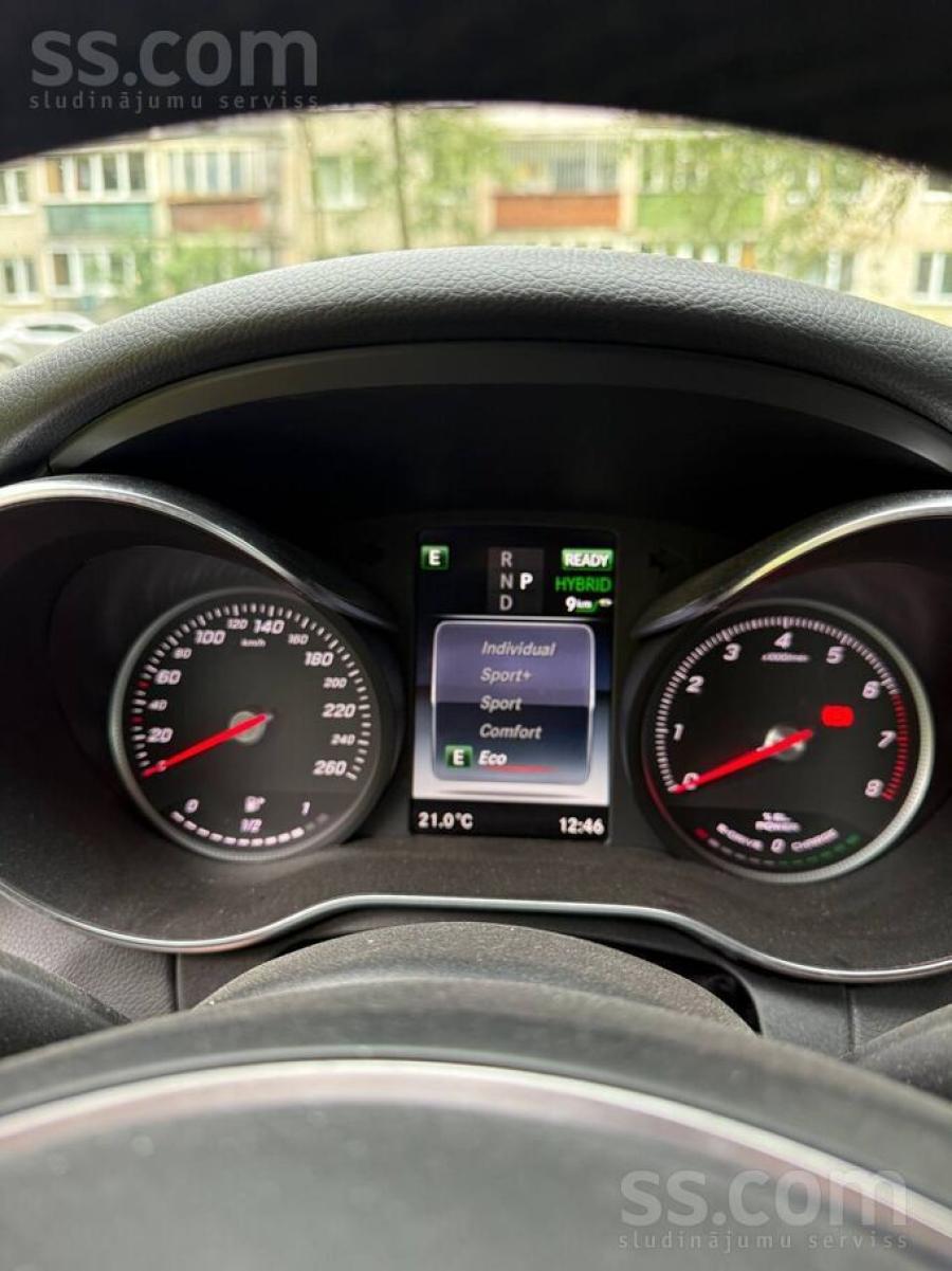 Black Mercedes-Benz C 350 2017 in Riga, with an engine capacity of 2.00 L and mileage of 227 thousand km for 12400 €, photo 7 on AUTOMOTO.COM.LV