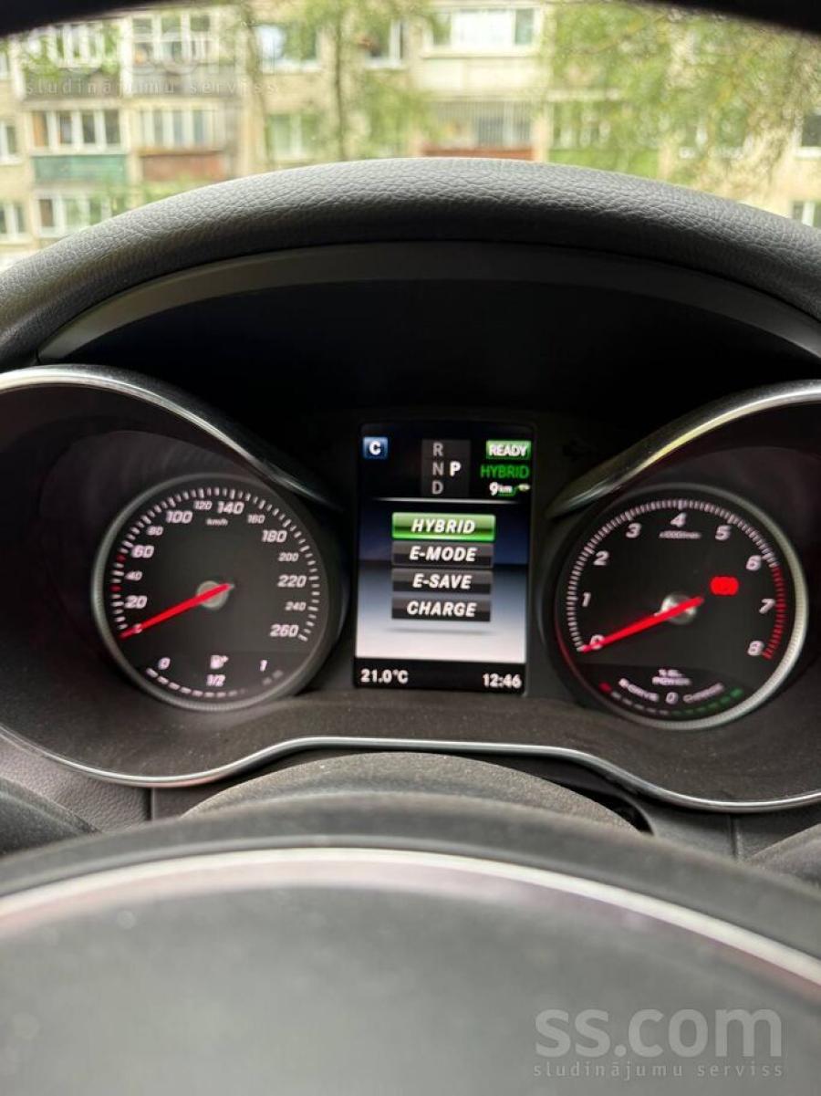 Black Mercedes-Benz C 350 2017 in Riga, with an engine capacity of 2.00 L and mileage of 227 thousand km for 12400 €, photo 8 on AUTOMOTO.COM.LV