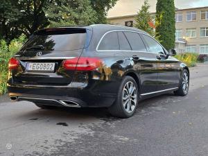 Черный Мерседес Ц 350 2017 в Вильнюс, объемом двигателя 1.99 л и пробегом 219 тыс. км за 14400 €, фото 9 на AUTOMOTO.COM.LV