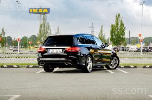 Black Mercedes-Benz C 350 2018 in Riga, with an engine capacity of 2.00 L and mileage of 202 thousand km for 11490 €, photo 7 on AUTOMOTO.COM.LV