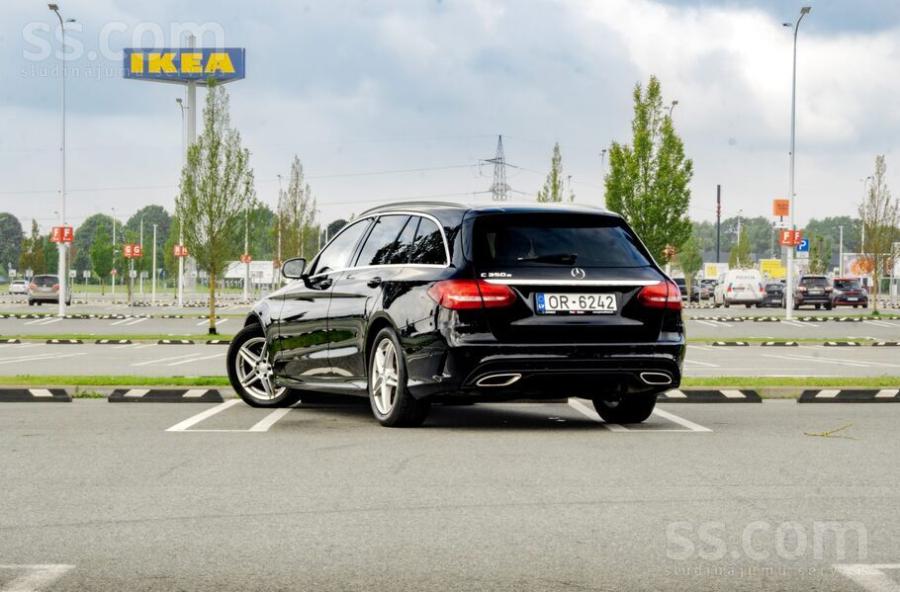 Black Mercedes-Benz C 350 2018 in Riga, with an engine capacity of 2.00 L and mileage of 202 thousand km for 11490 €, photo 9 on AUTOMOTO.COM.LV