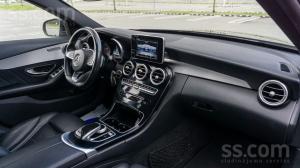 Black Mercedes-Benz C 350 2018 in Riga, with an engine capacity of 2.00 L and mileage of 202 thousand km for 11490 €, photo 12 on AUTOMOTO.COM.LV
